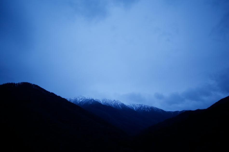 Dark Mountain Valley free image download