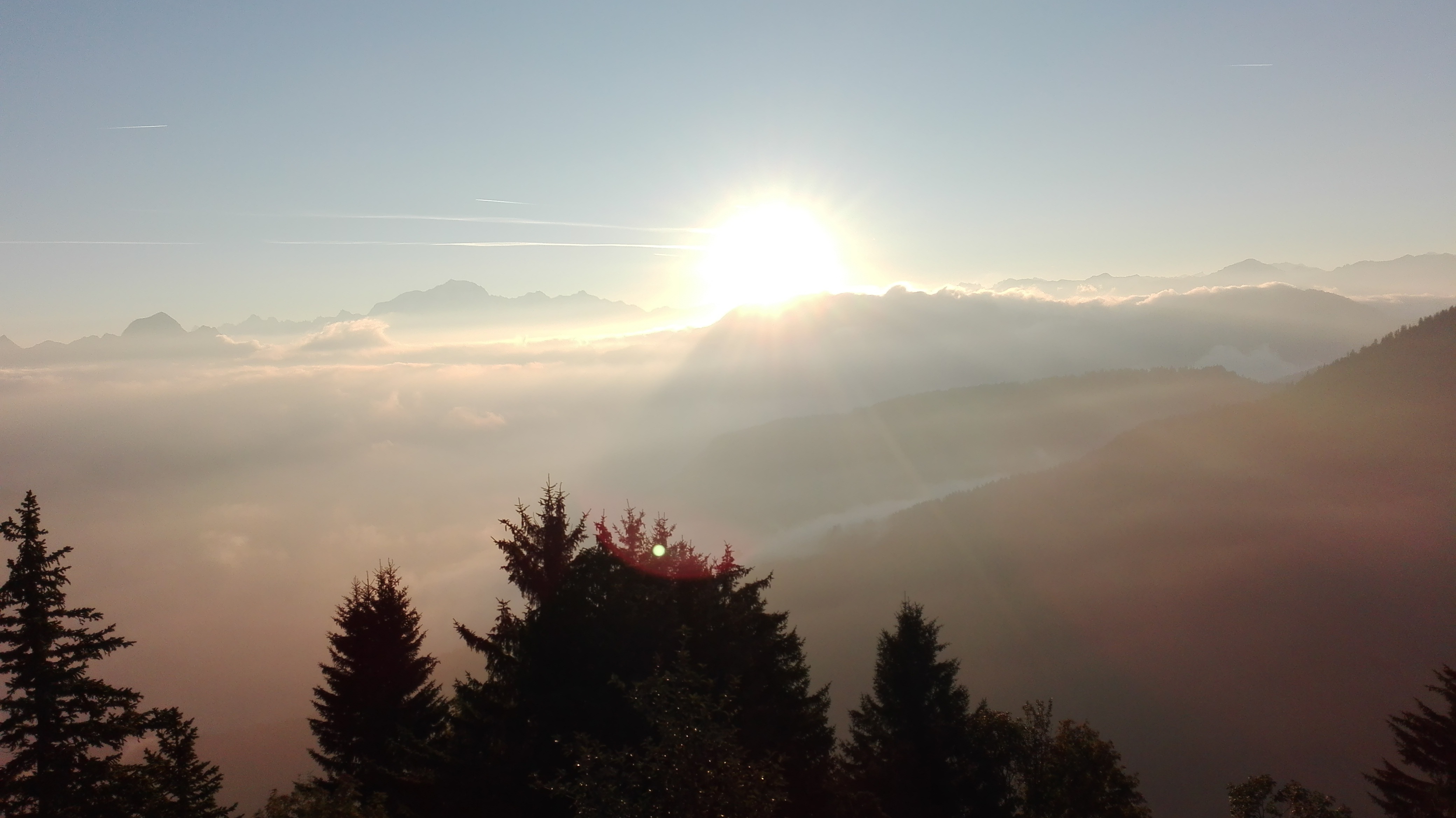 Bauges Sun Mountain free image download