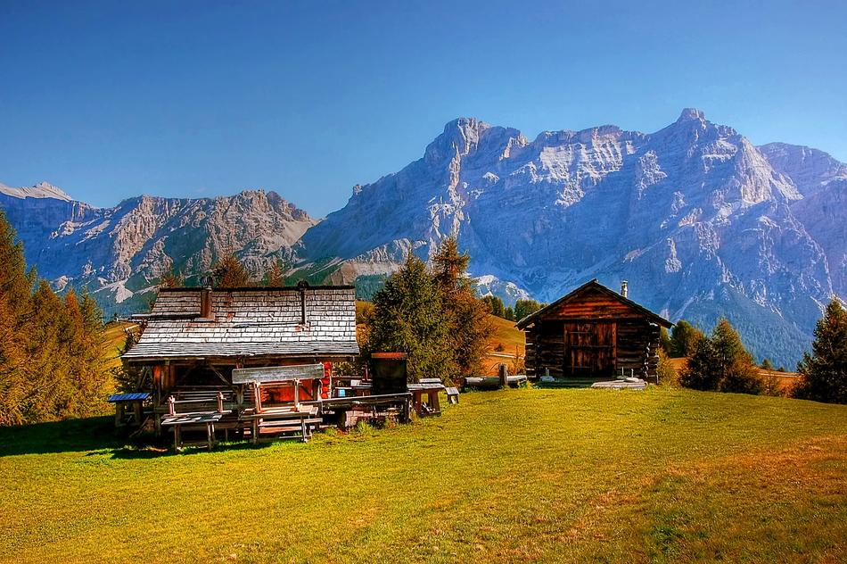 Colorful farm buildings free image download