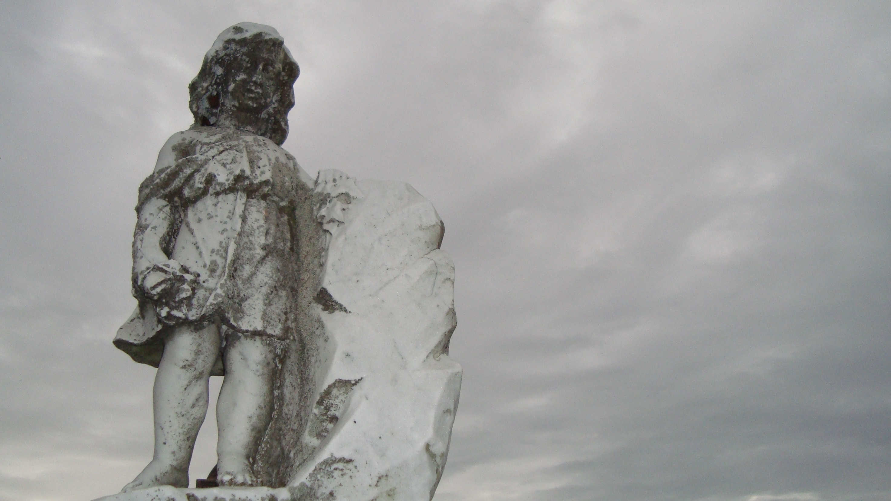 Statue grey Girl free image download