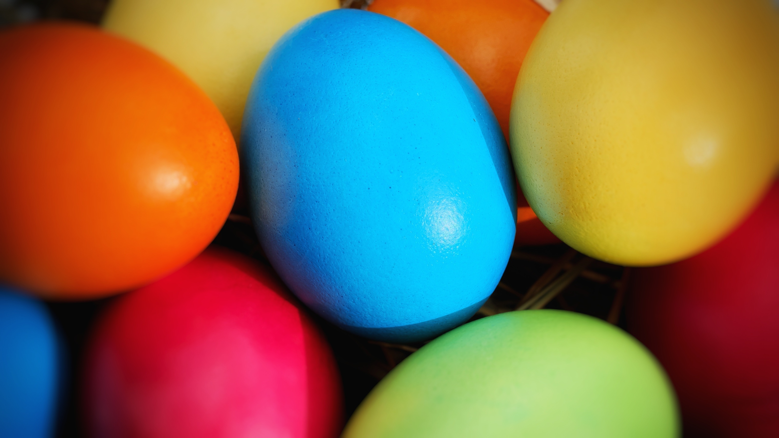 Sweet colored eggs free image download