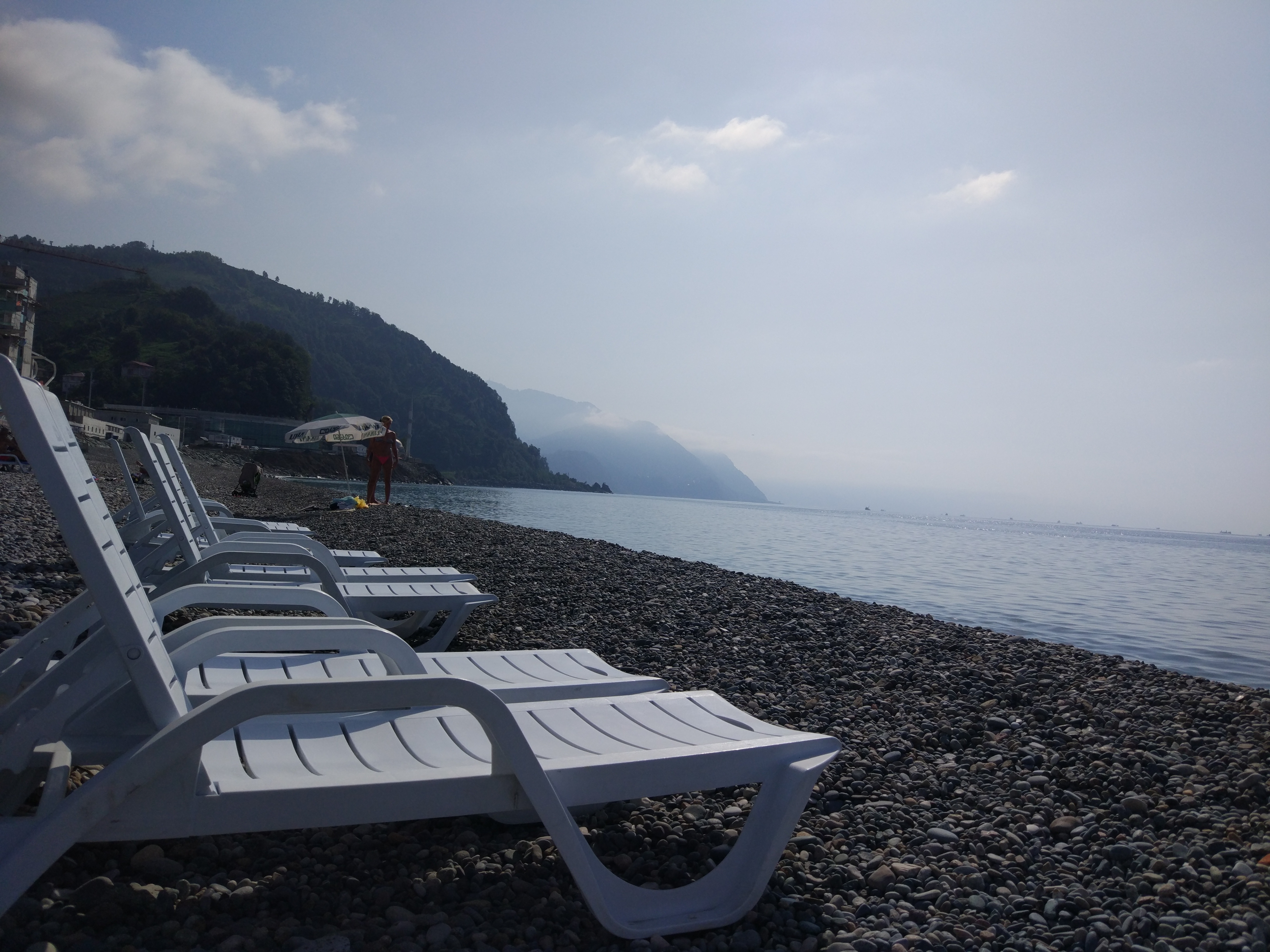 Sea Mountains Sunbeds free image download