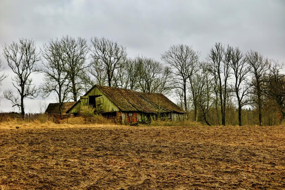 Old Barn Landscape free image download