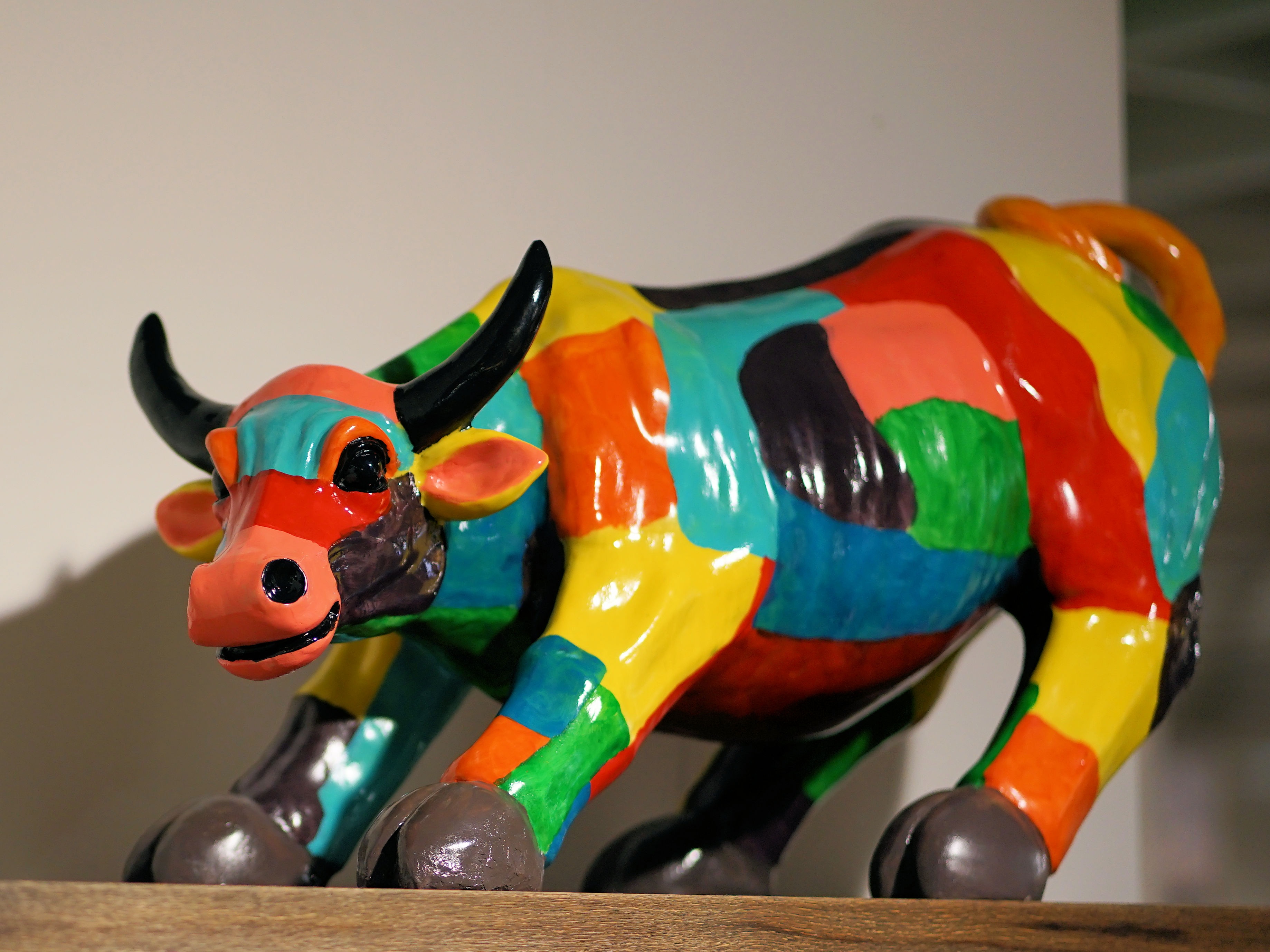 Bull Interior Design Setup free image download