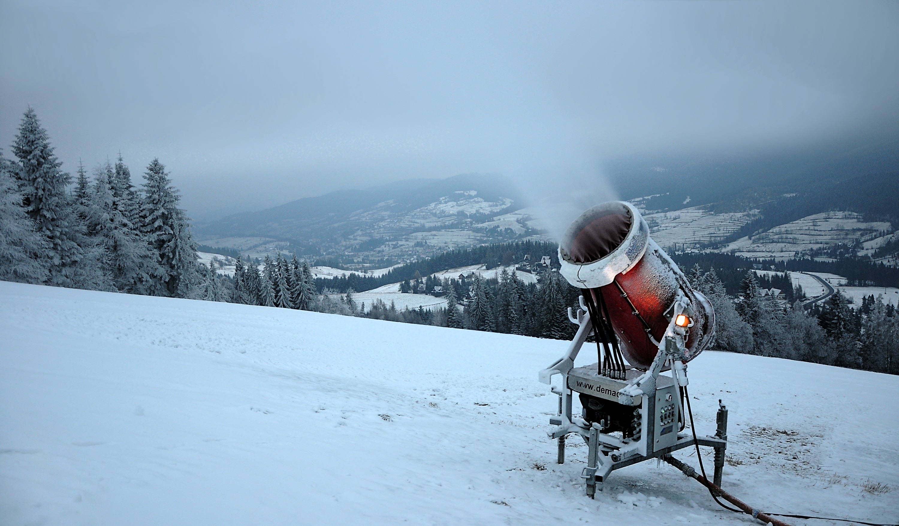 Snow Cannon Extract free image download
