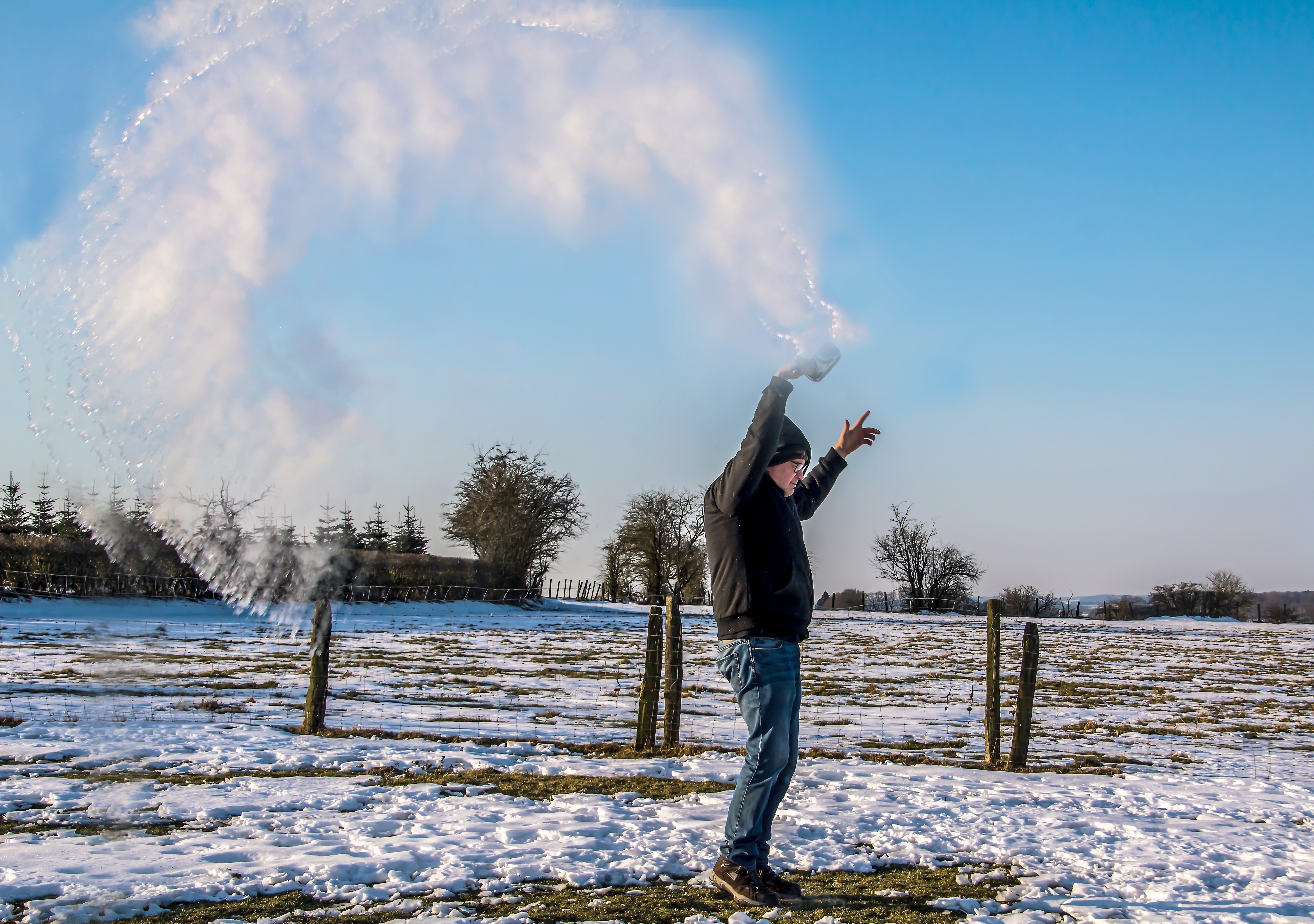 Mpemba Effect Water Throw free image download
