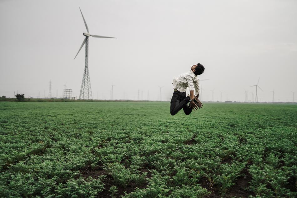 Nature Wind Jump free image download