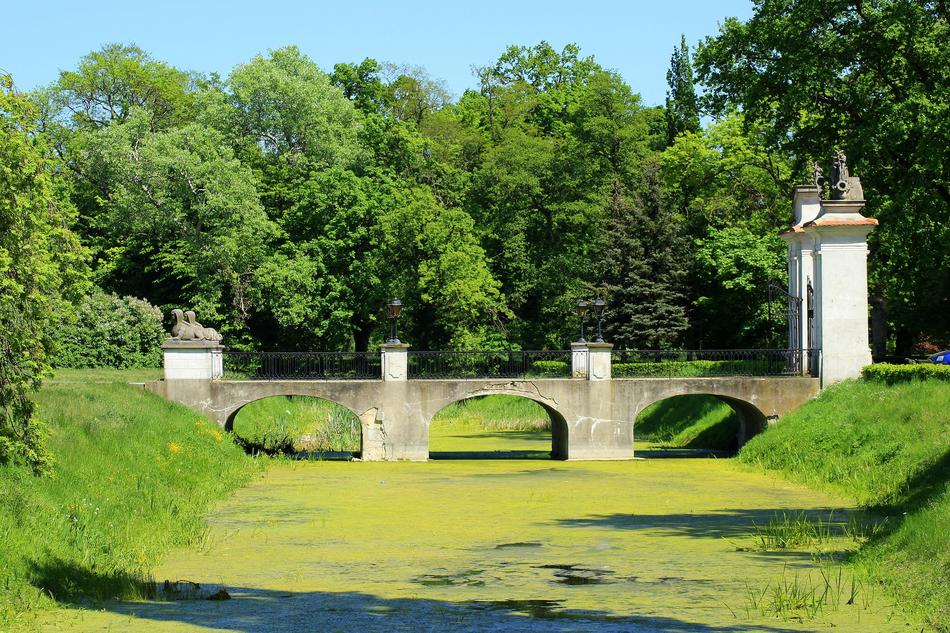 Bridge Moat Landscape free image download