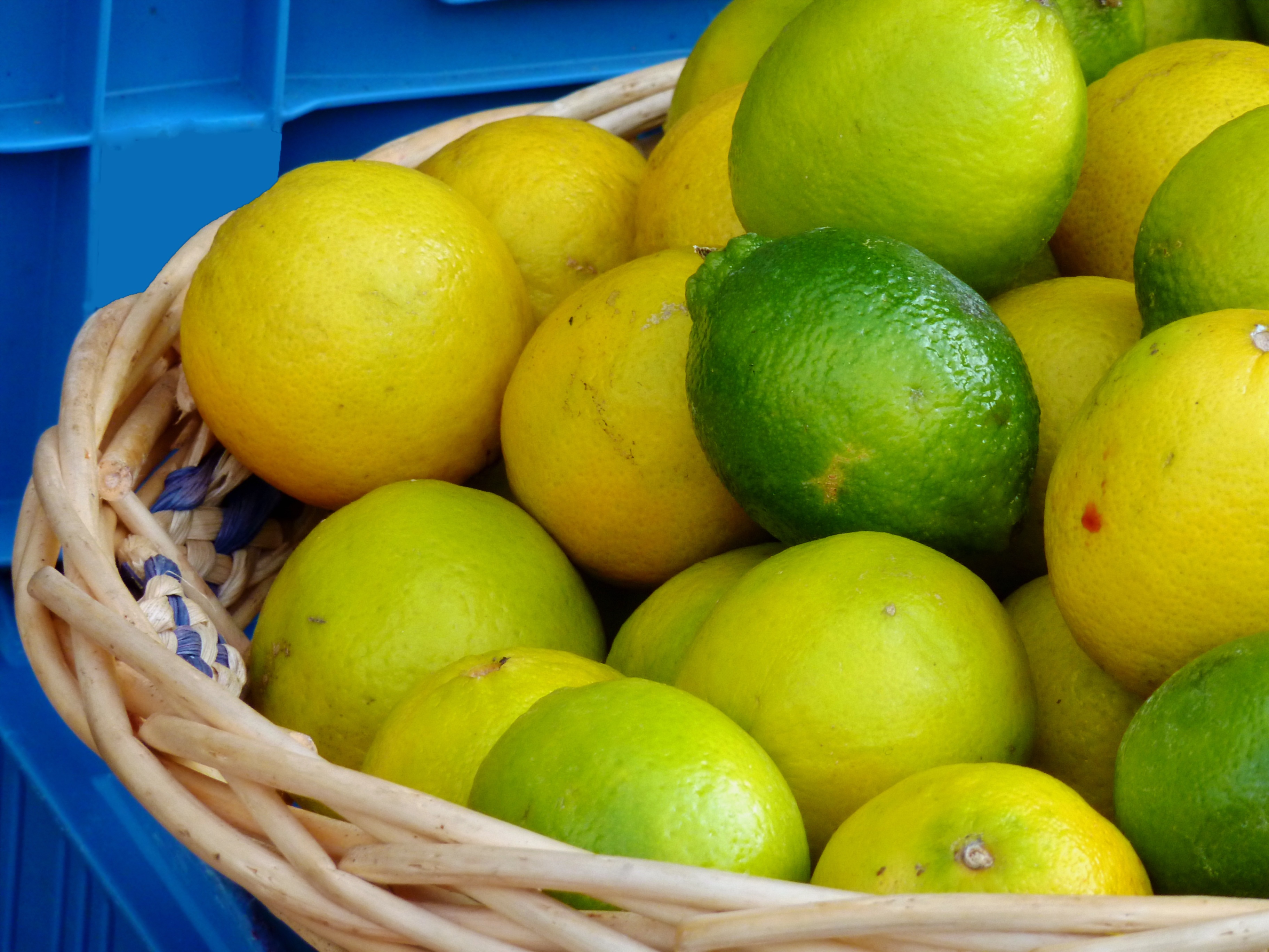 Fresh limes in a basket free image download