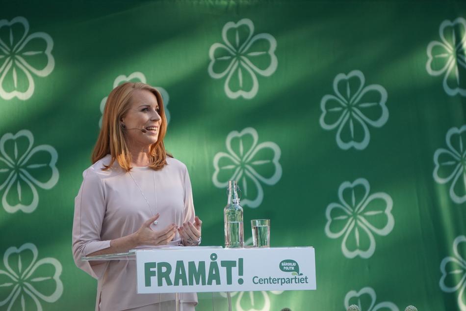 Girl green background politics free image download