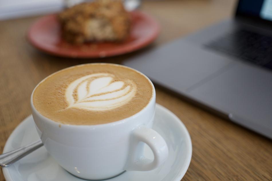 Milk coffee with a beautiful pattern free image download
