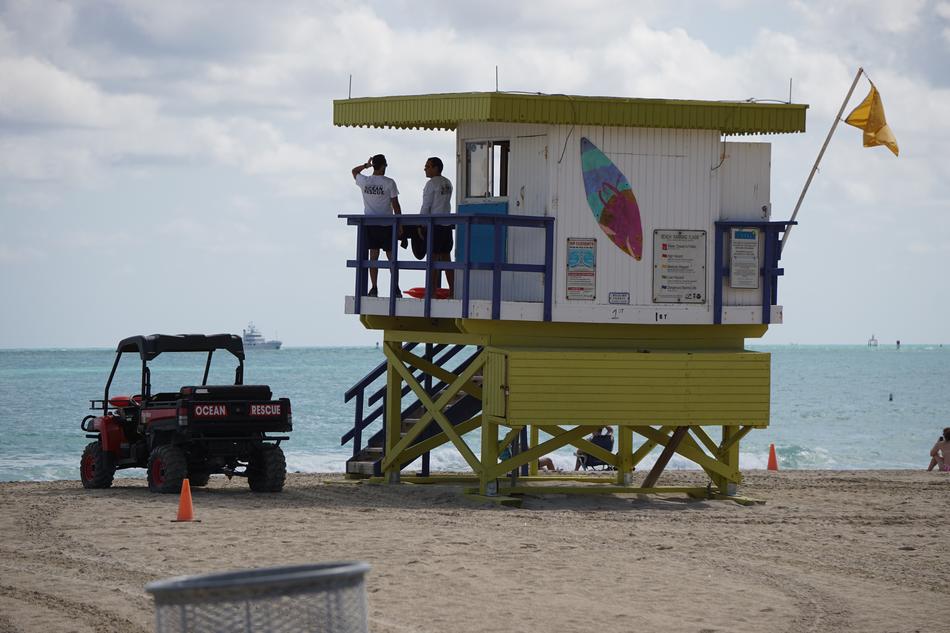 Miami Lifeguard free image download