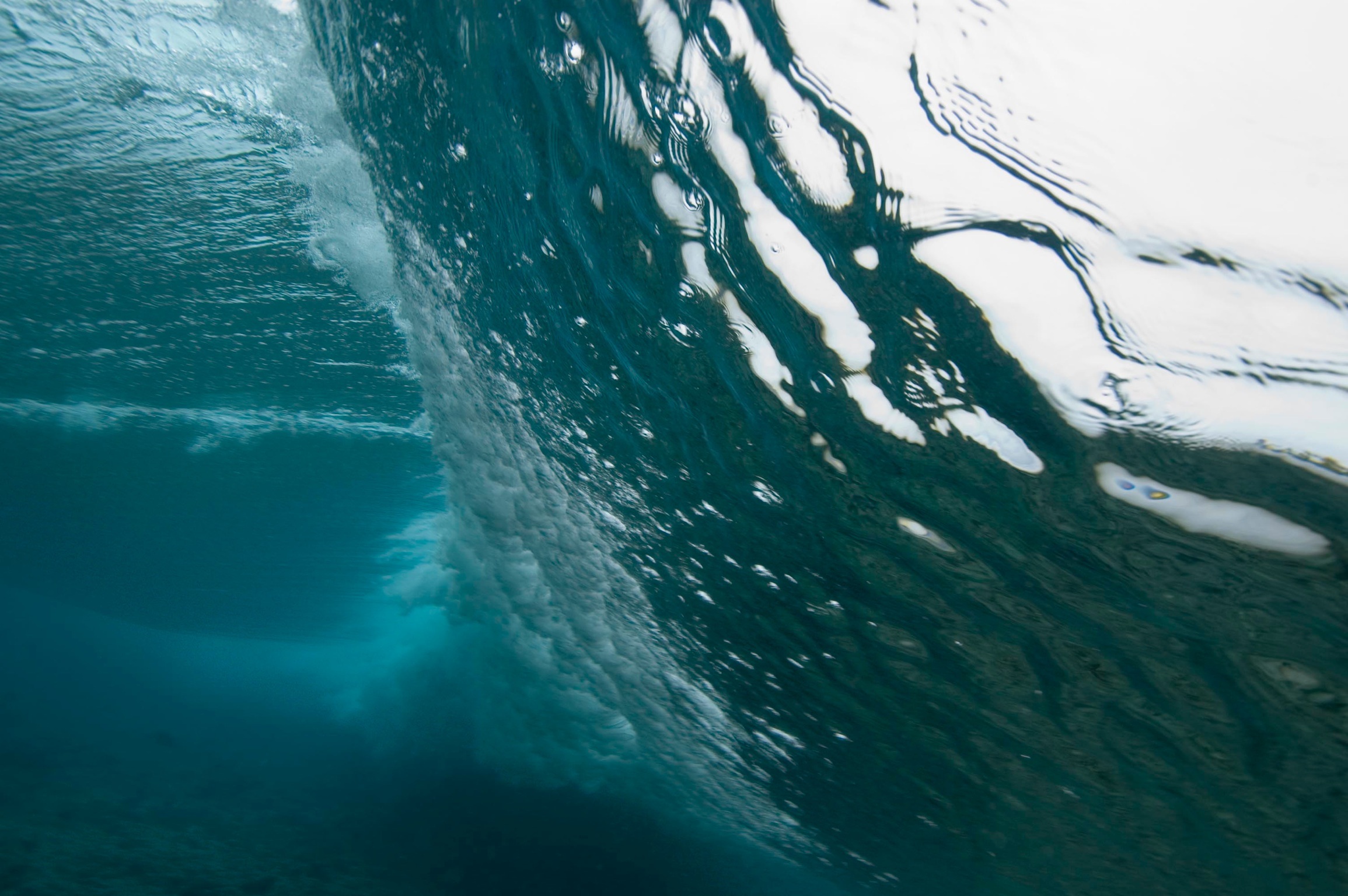 Underwater Surf Wave free image download