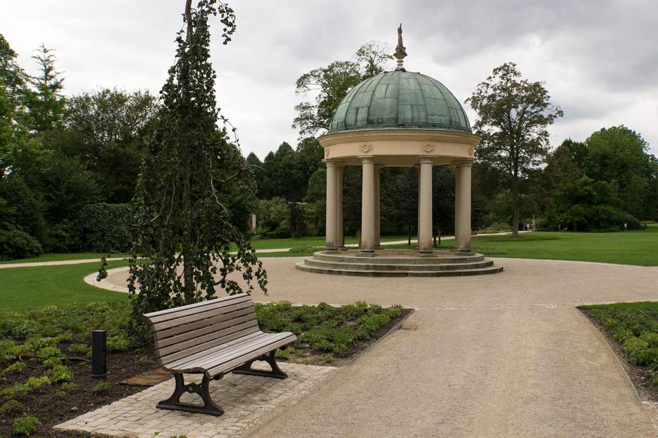 Rush Architecture Garden design free image download