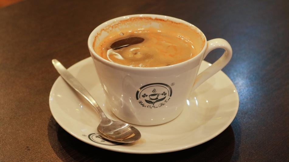 Frothy hot espresso free image download