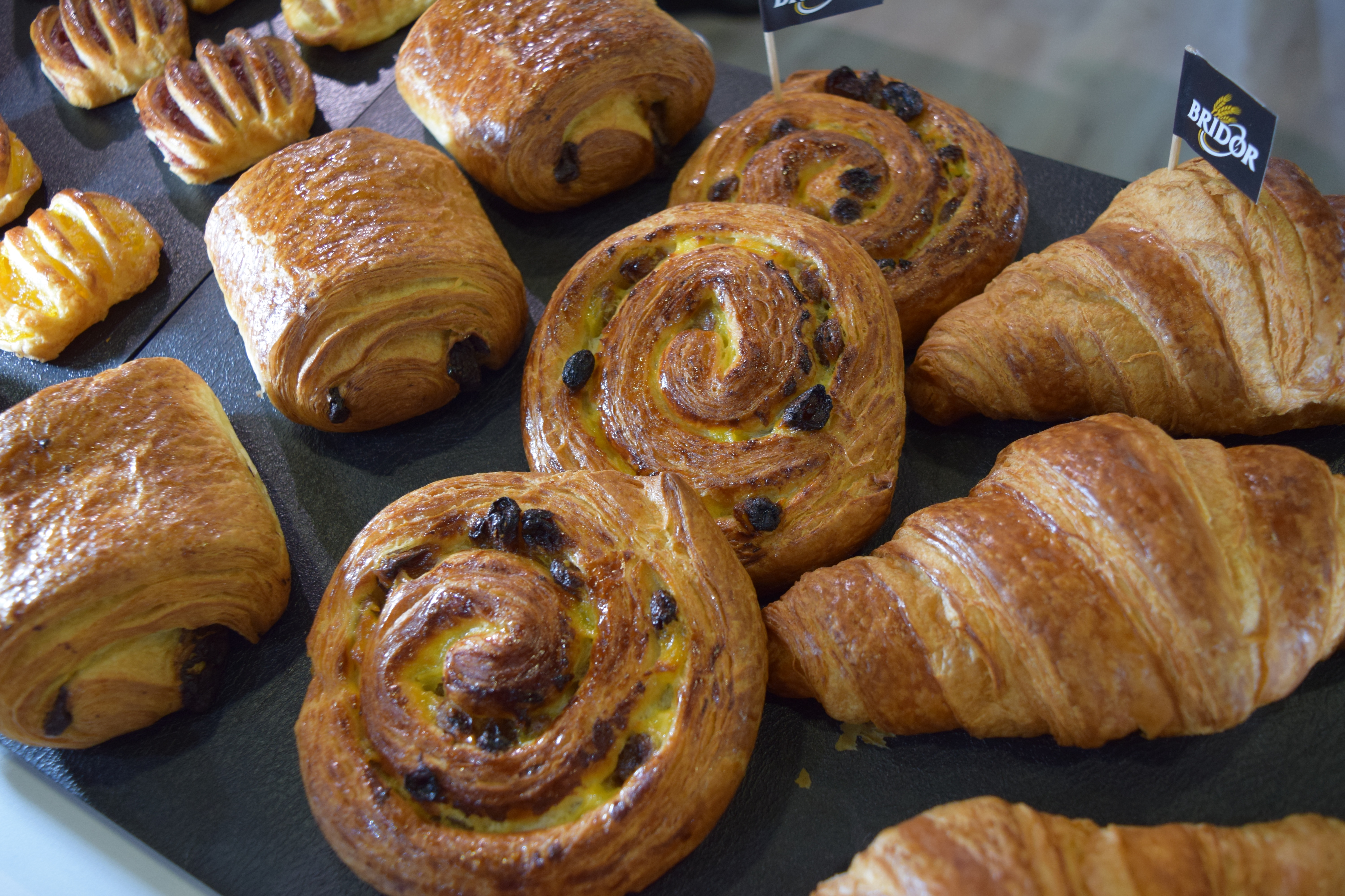 Crispy filled pastries free image download